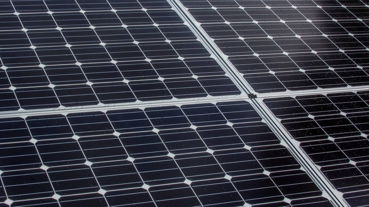 Solar Panel Scammers Active In Perth's South-East - SolarQuotes Blog